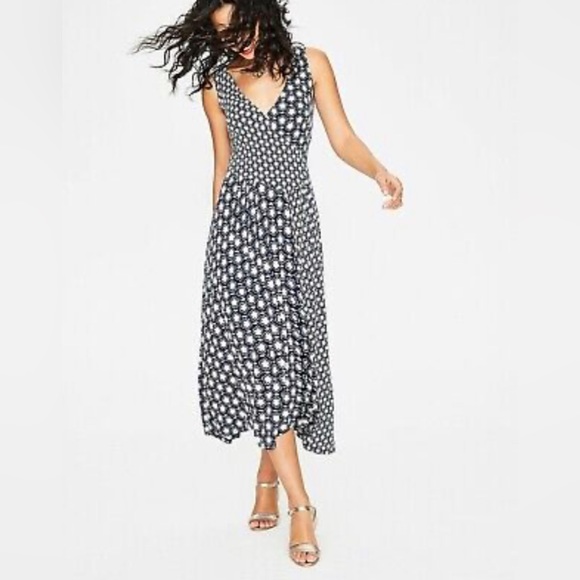 Boden | Dresses | Boden Jennifer Jersey Dress Navy Stylised Flower ...